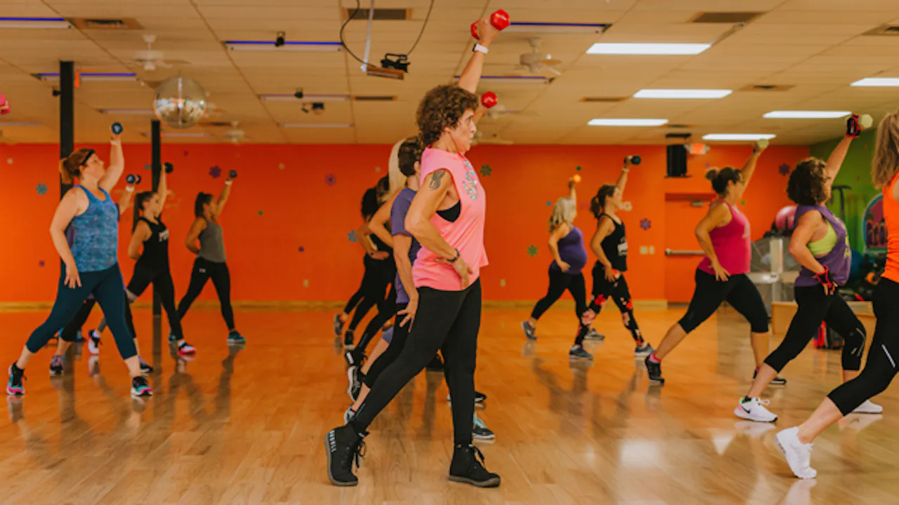 Half-Hour HIIT - Class 3 - Half-Hour HIIT - GROOVE FITNESS ON DEMAND
