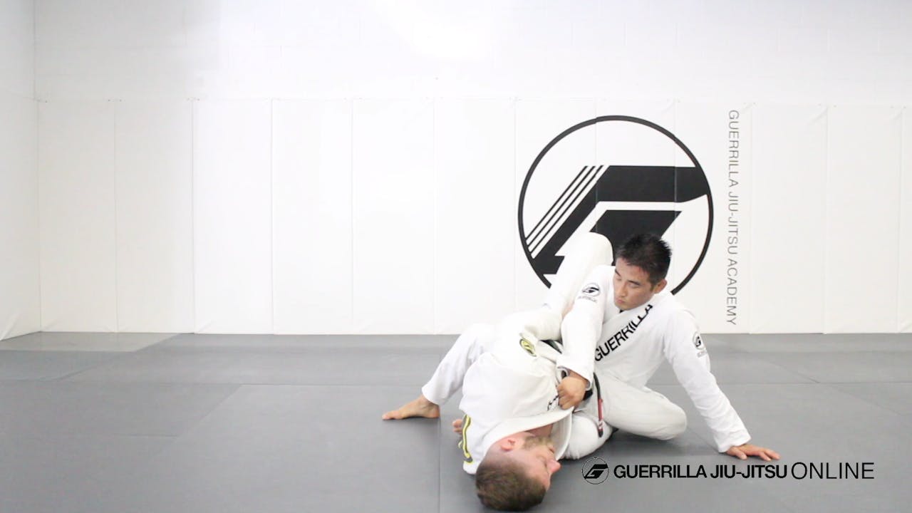Foot Trap Pendulum Sweep Setup. - Guerrilla Jiu-Jitsu Online