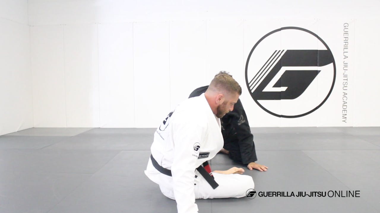 Knee Shield - Escape Half Guard Smash to Collar Drag - Half Guard Knee ...