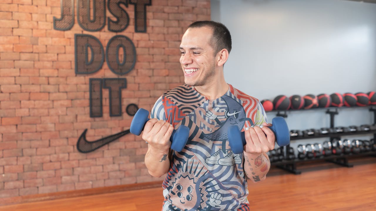 SEMANA 05 | Día 03 | UPPER BODY FUERZA con Bayron Calderon - KO90: MAYO ...