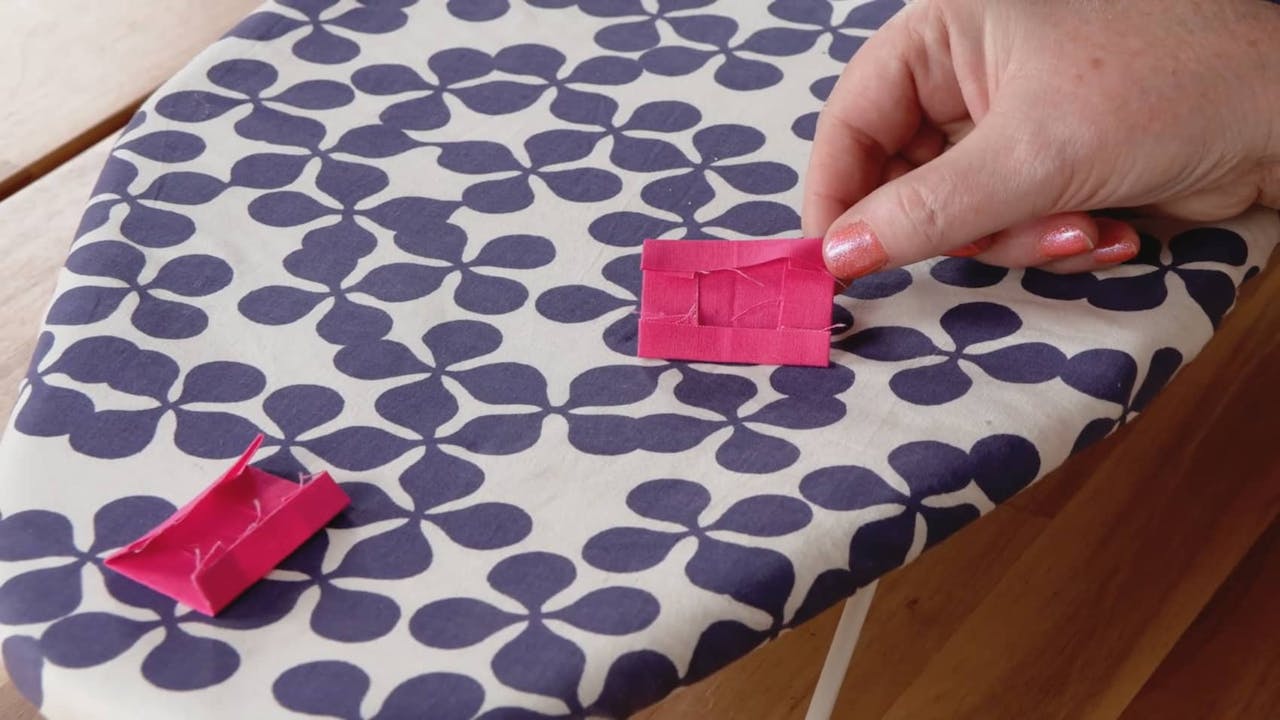 9.5.5 - Pouch, Zipper Tabs - Season 9 Episode 5 - Pouches & Bags ...