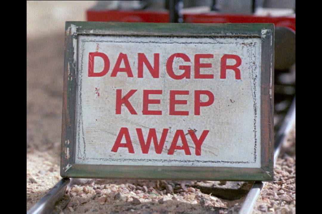 Thomas & the Guard | Thomas Goes Fishing - Season 1 - Kidstream