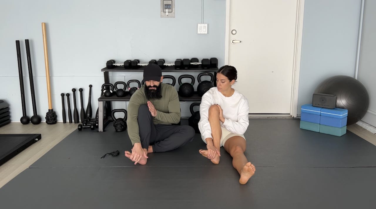 Short Class 92: Knee External Rotation - Kinstretch with Beard