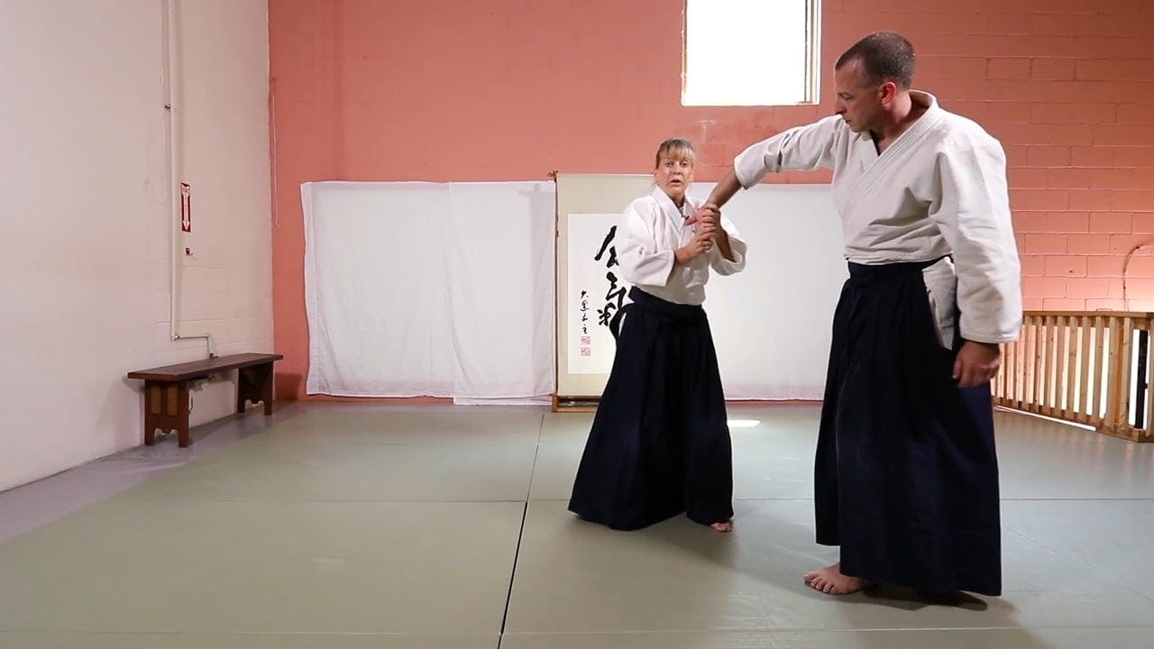 Shomen Uchi Sankyo - Lia Suzuki's Virtual Dojo Video and Resource Center