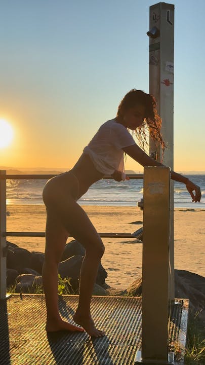 Nathalya Cabral Shower - Behind the Scenes playlist - LIVE FAST MAGAZINE