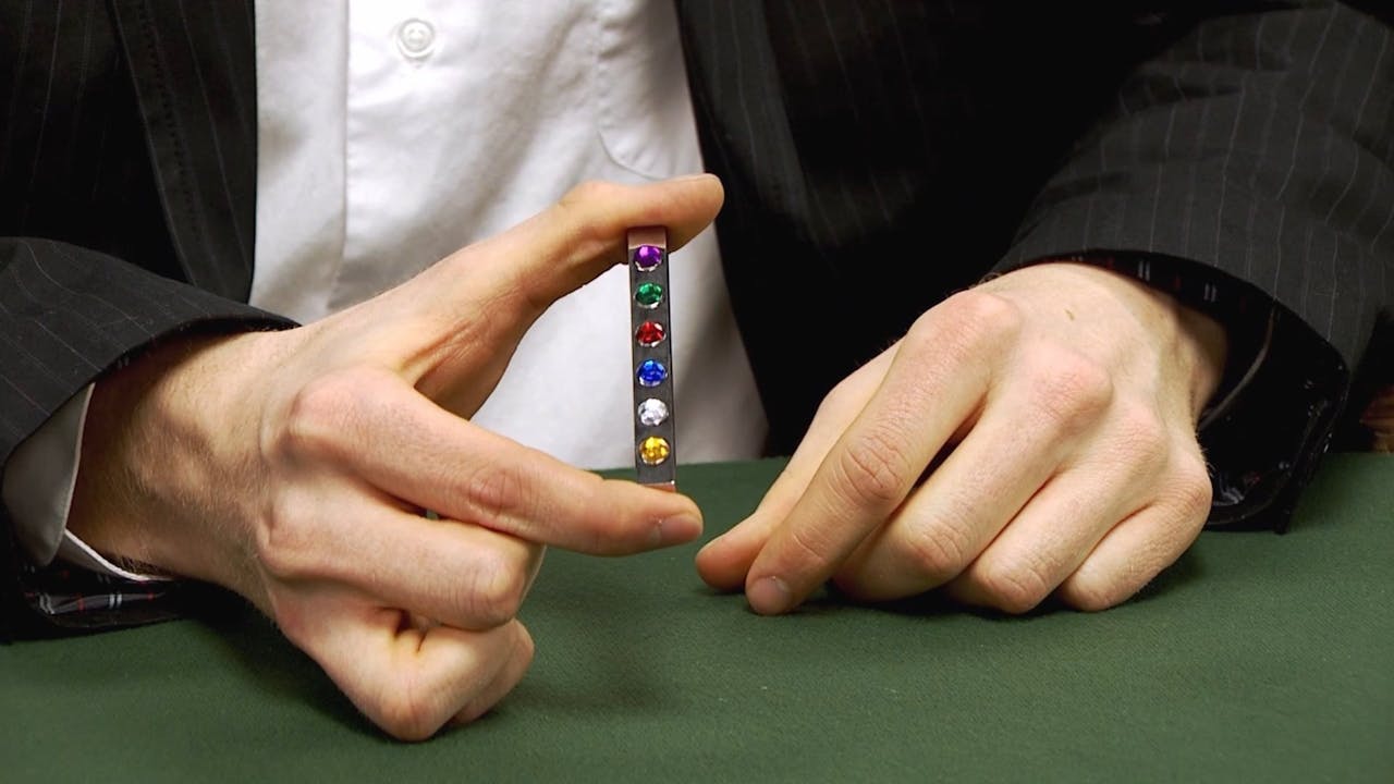 The Flip Move - Master Magic Tricks by Magic Makers