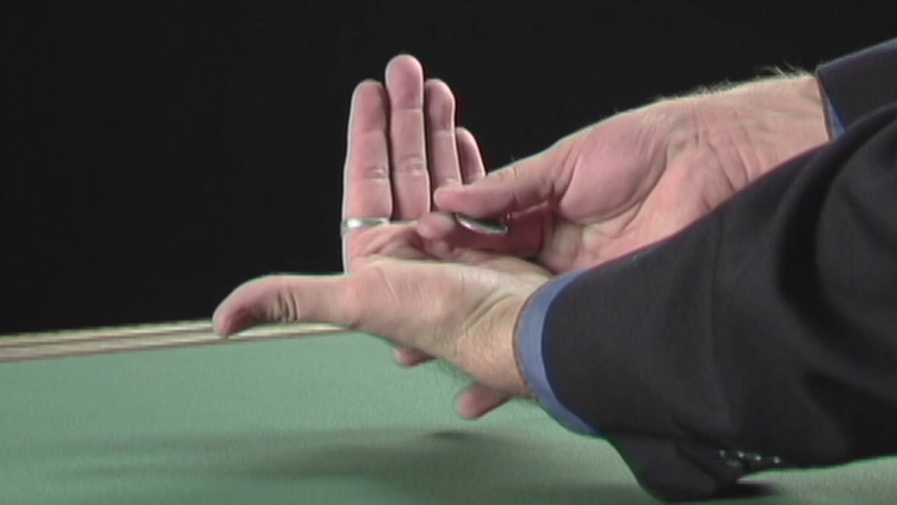 The Pinch Vanish - Master Magic Tricks