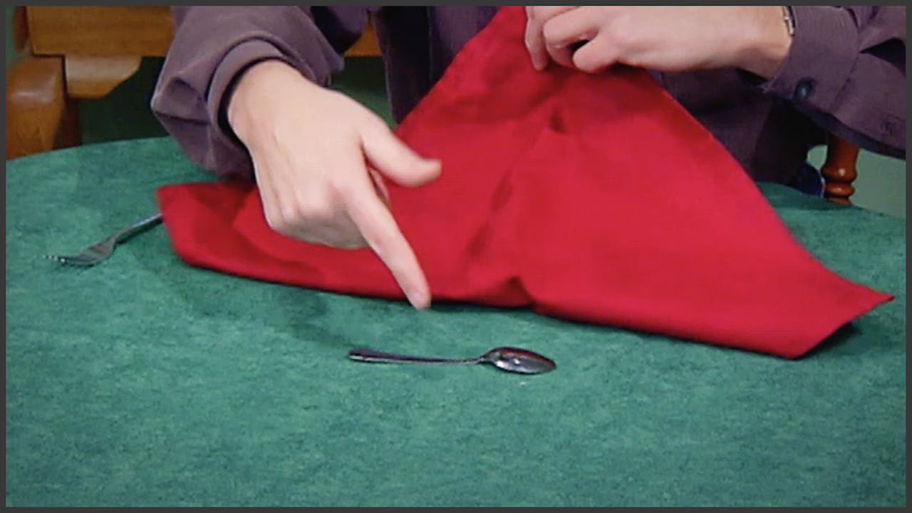 Shape-shifting Silver - Master Magic Tricks by Magic Makers