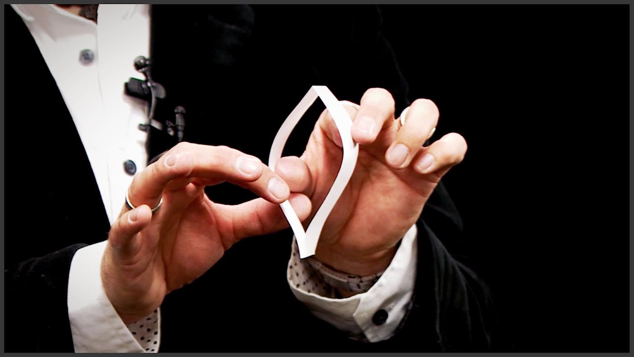 Clippo - The Ultimate Magic Trick Kit - Master Magic Tricks by Magic Makers