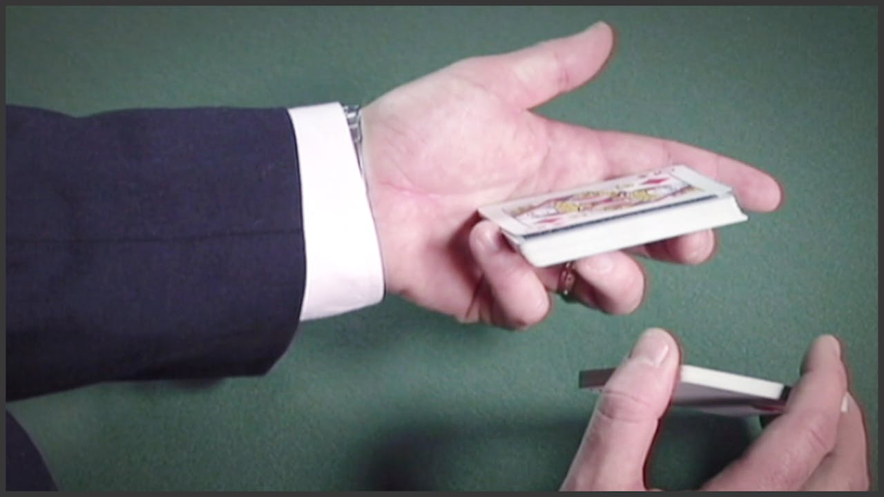 Overhand Shuffle - Master Magic Tricks