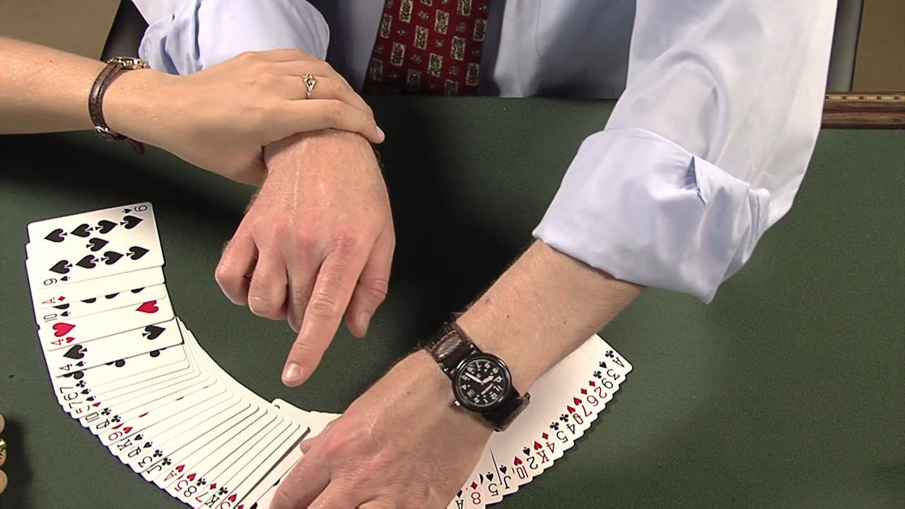 New Card Discovery - Master Magic Tricks by Magic Makers