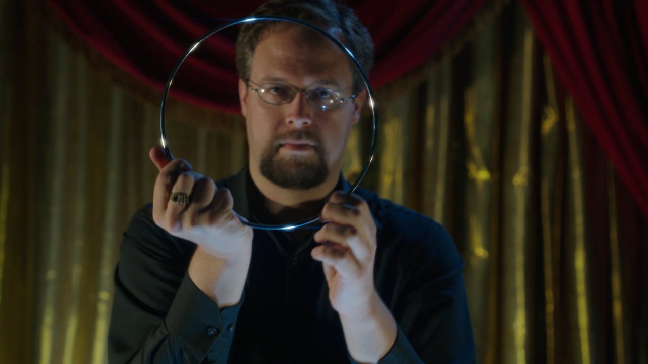 How to Show the Key Ring - Master Magic Tricks