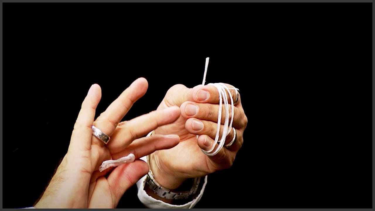 Cut and Restored Rope - Master Magic Tricks