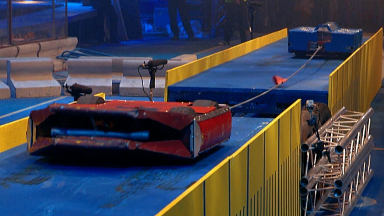 Techno Games 2002 - Day Nine - Mech+