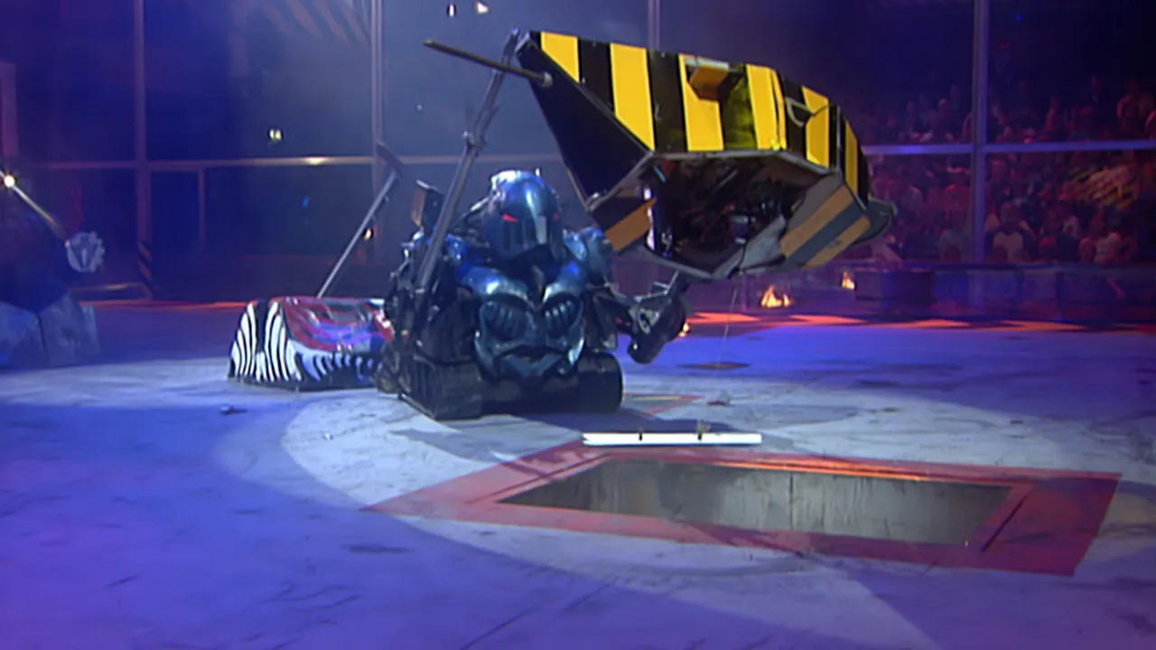 Robot Wars, The Dutch Wars - Heat E - Mech+