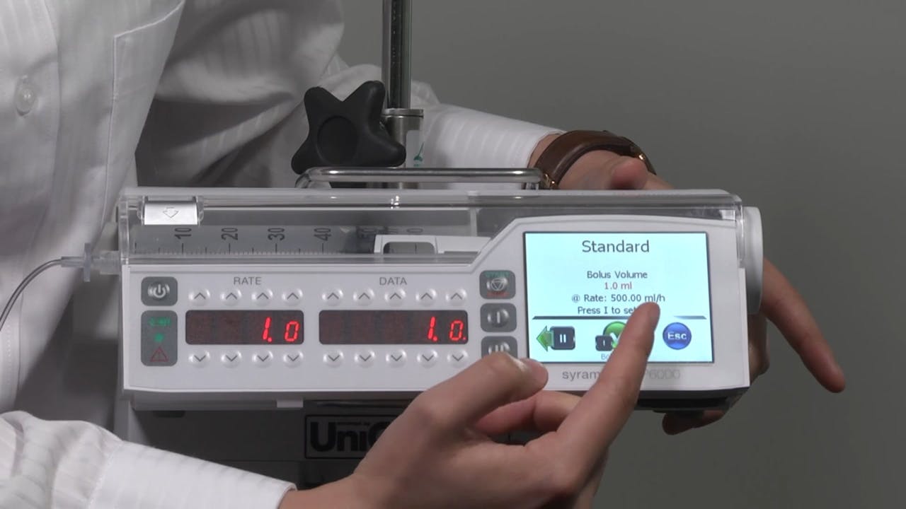 Syramed µSP6000 Chroma - armchairmedical.tv