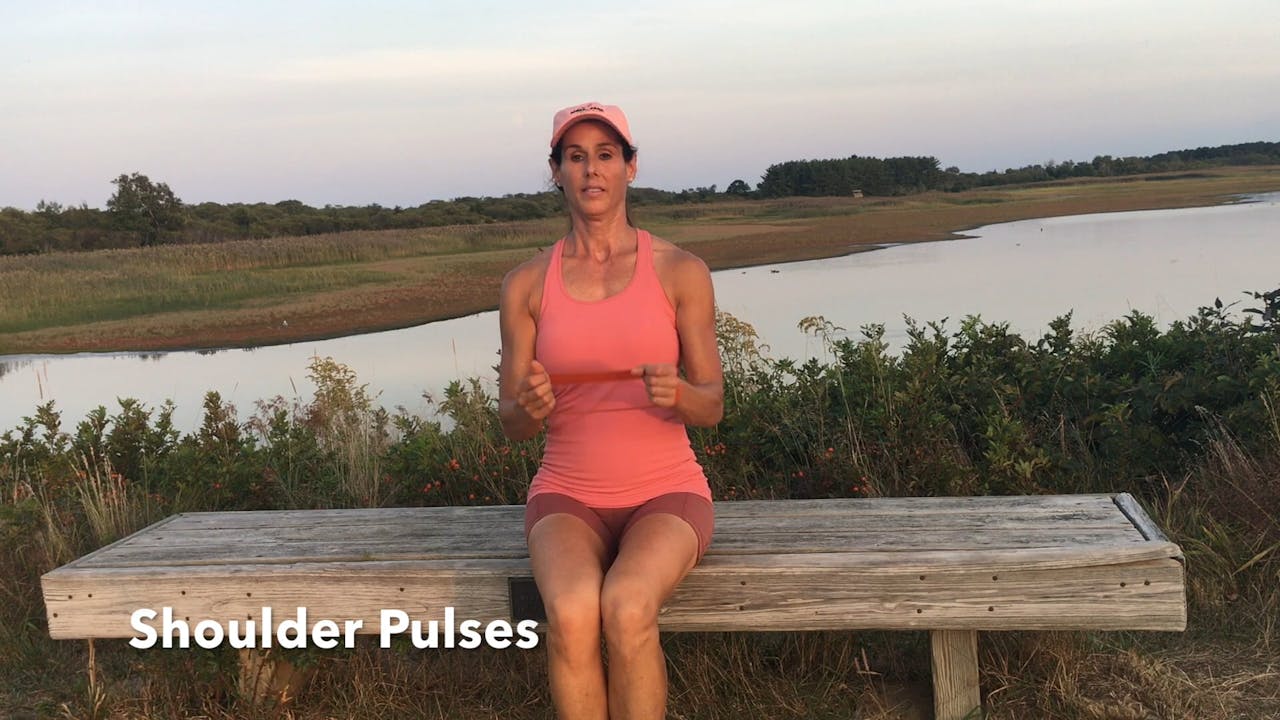 Resistance Bands - Shoulder Pulses - More Pars TV