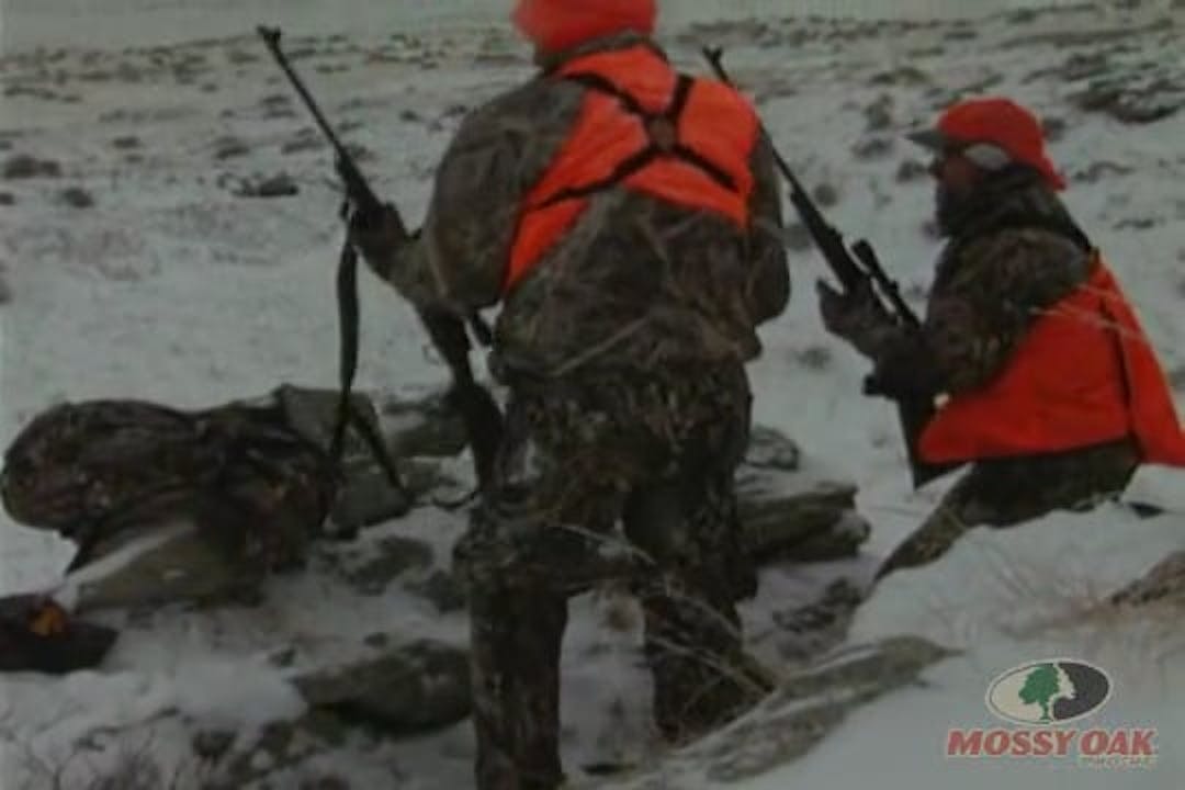 Snowbound Mulies Part 1 - Classic Clips Mule Deer Season 1 - Mossy Oak GO