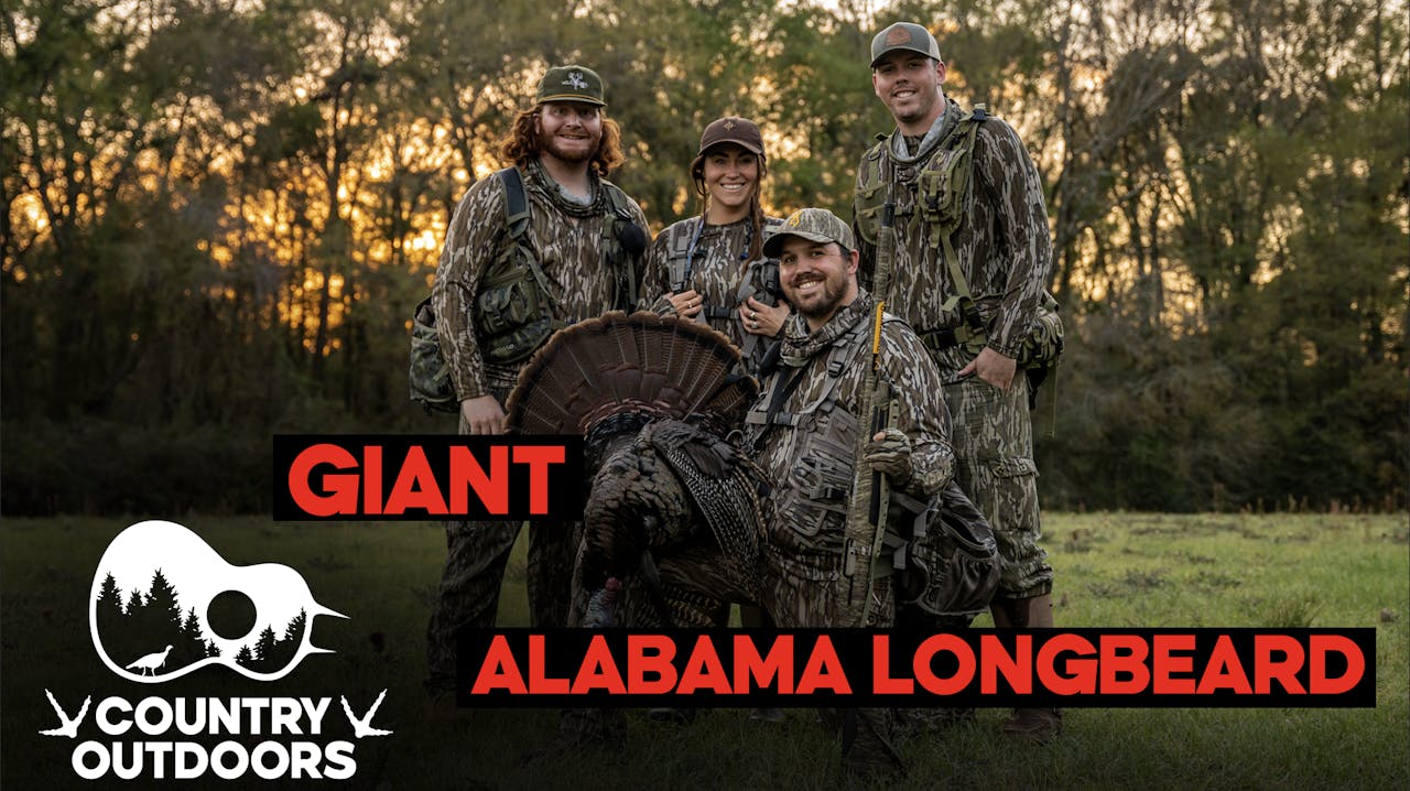 Giant Alabama Longbeard! • Country Outdoors - Season 3 - Mossy Oak GO