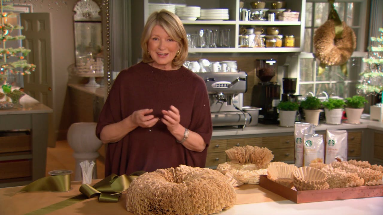 CC12 E10 Coffee Filter Wreath - Countdown to Christmas - Martha Stewart TV