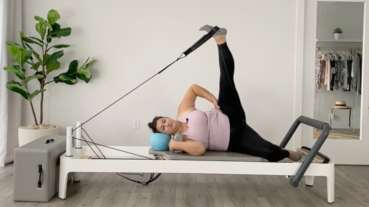 44 Minute Full Body Reformer Using a Ball - Wellcraft