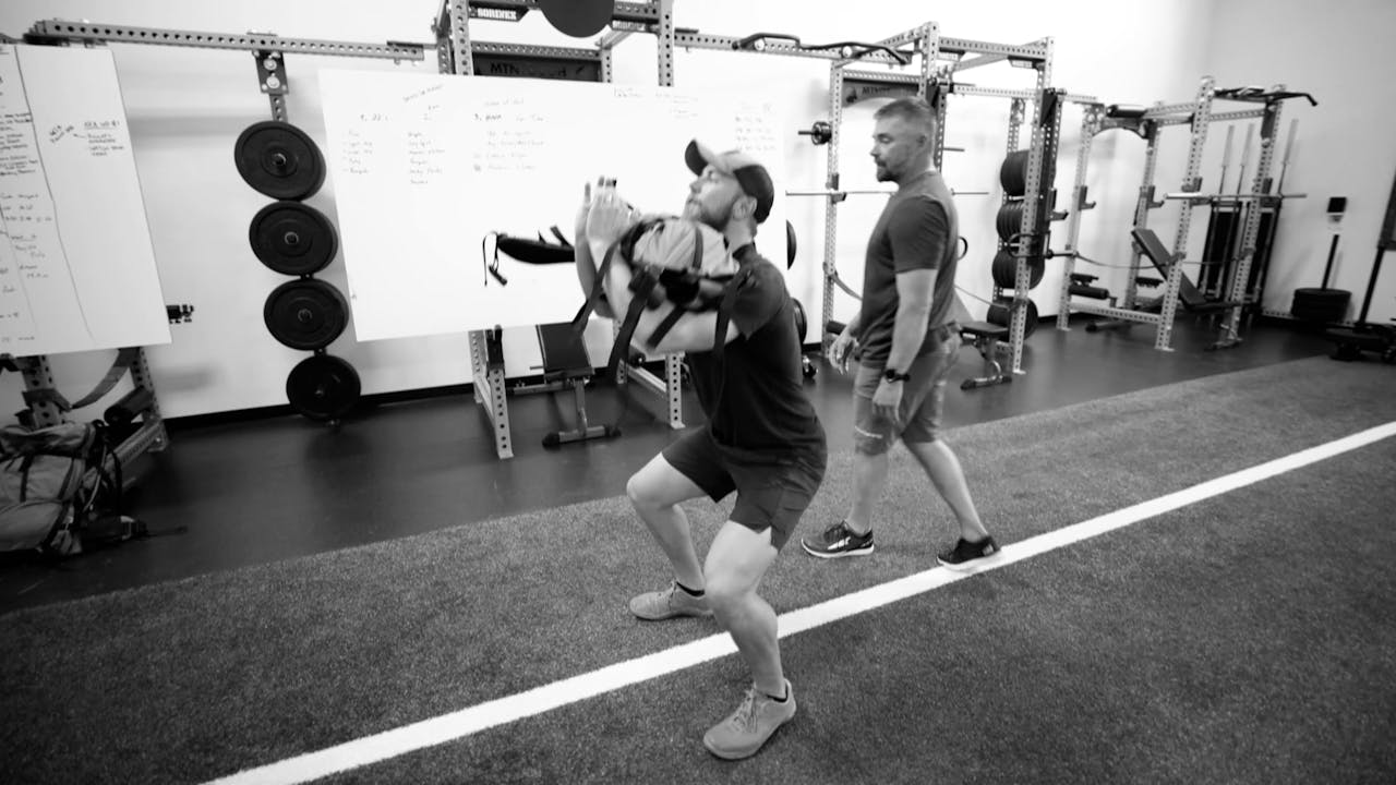 MTNTOUGH Form - Pack Front Squats - MTNTOUGH+ Fitness Programs