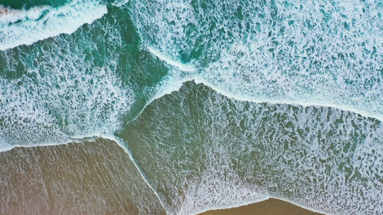 Flying Over England: The Cornwall Coast 4K 20 Minute Aerial/Drone Film ...