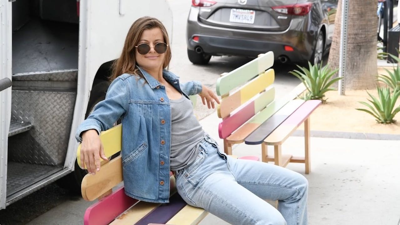 Hannah: A Model - NoBudge