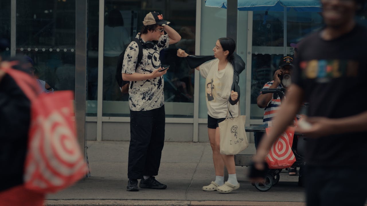 Trailer | Massage Vest - NoBudge