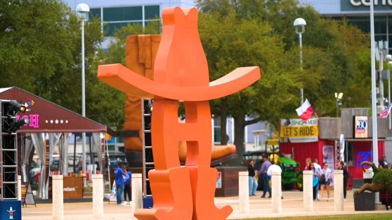 NRG's Elizabeth Killinger highlights the partnership NRG and Reliant ...