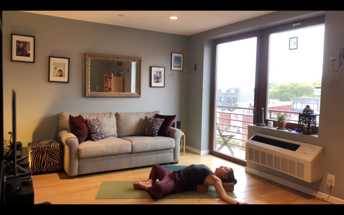 Giulia: Core, Inner Legs, Block FUN & Sliding into Headstand (75min ...