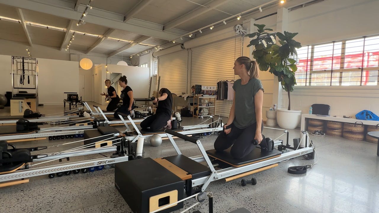 Front Rowing Cluster / Single arm / Blue Spring (#001) - Reformer 2 ...