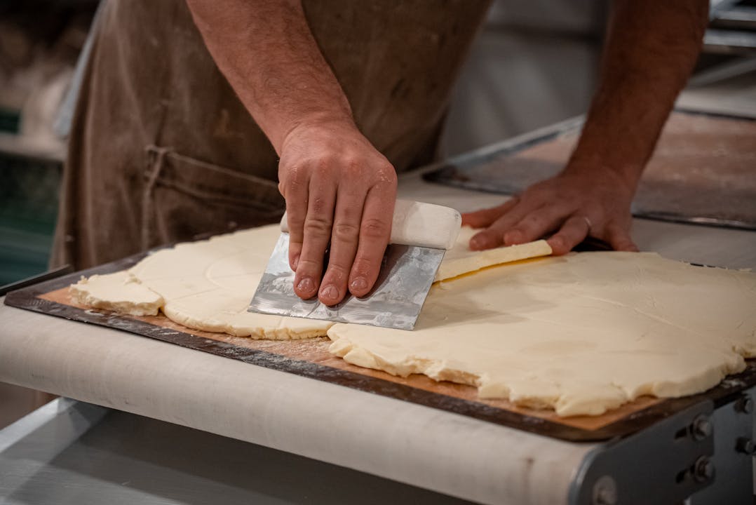 Croissant Lamination Part 2 - Season 1 - multitude