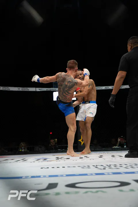 Sampson Tabbytite v Cody Williamsmp4 - Peak Fighting On Demand