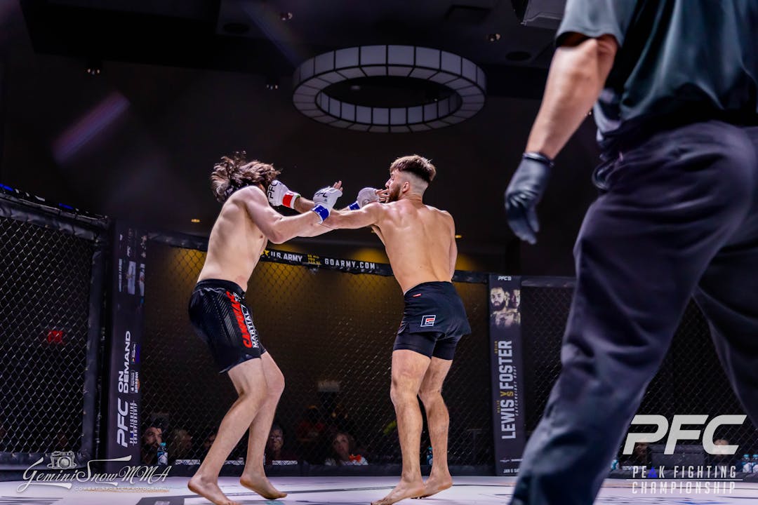 Trase Bounds vs Enrique Lopez - Peak Fighting On Demand