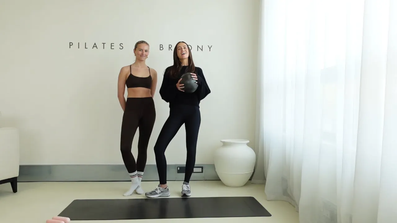 40 minute strong and powerful body using hand weights - Pilates By Bryony