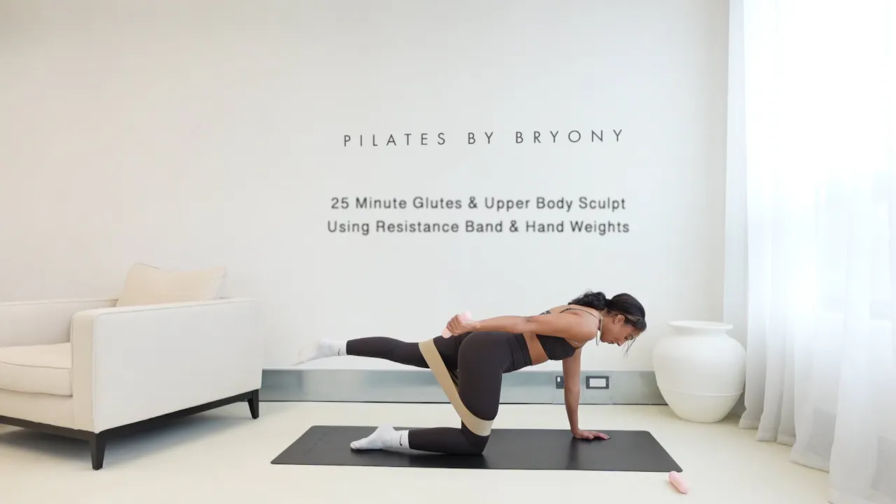 25 minute glutes & upper body sculpt using resistance band & hand ...