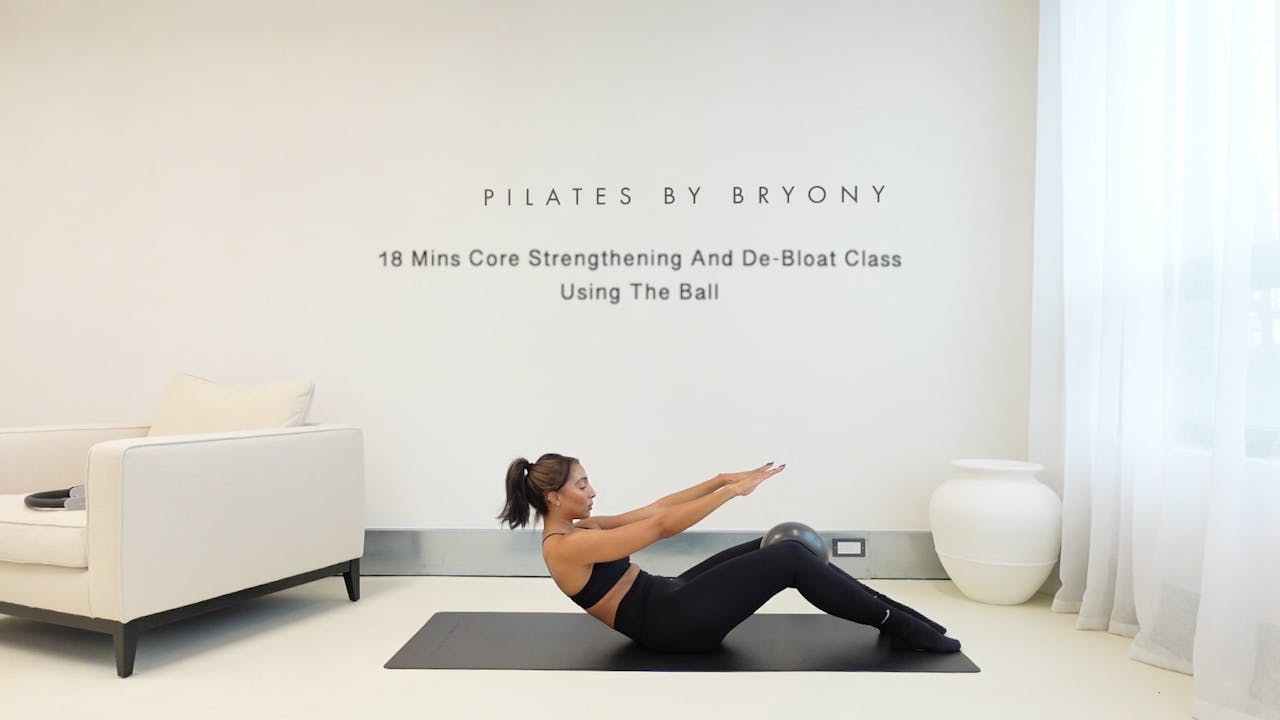 18 minute core strengthening and de-bloat class using the ball ...