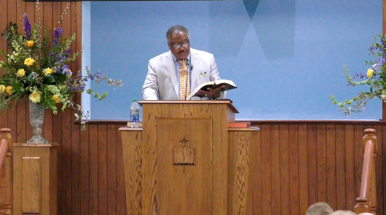 "Ask for the Old Paths" | John DeBerry - Auditorium Sessions - PTP365