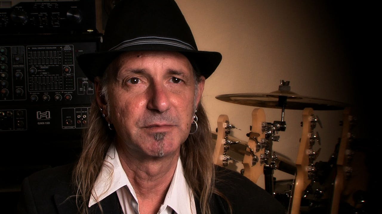 KELLY GARNI - Quiet Riot: Well Now Your Here, There's No Way Back ...