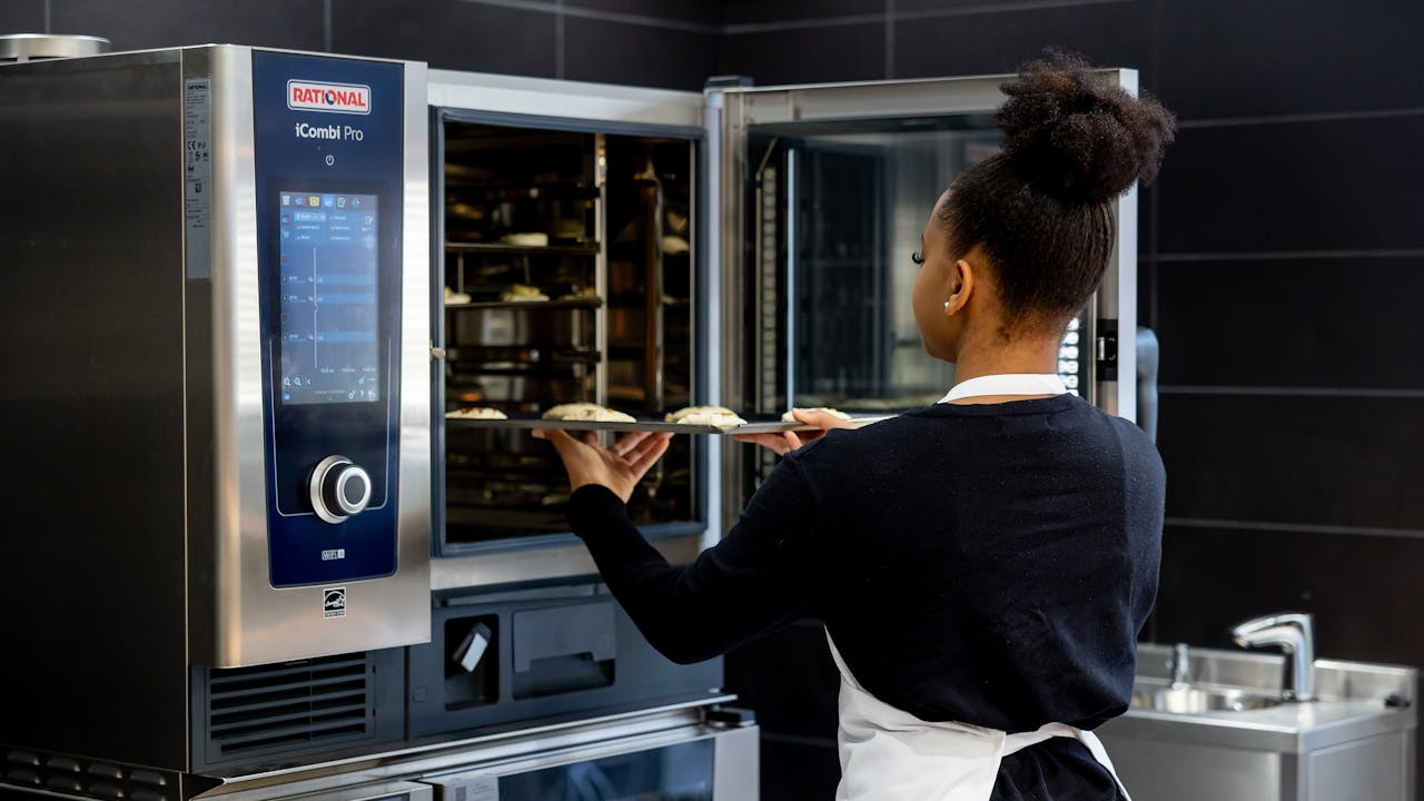 RATIONAL iCombi: Easy to use - Trends - RATIONAL TV