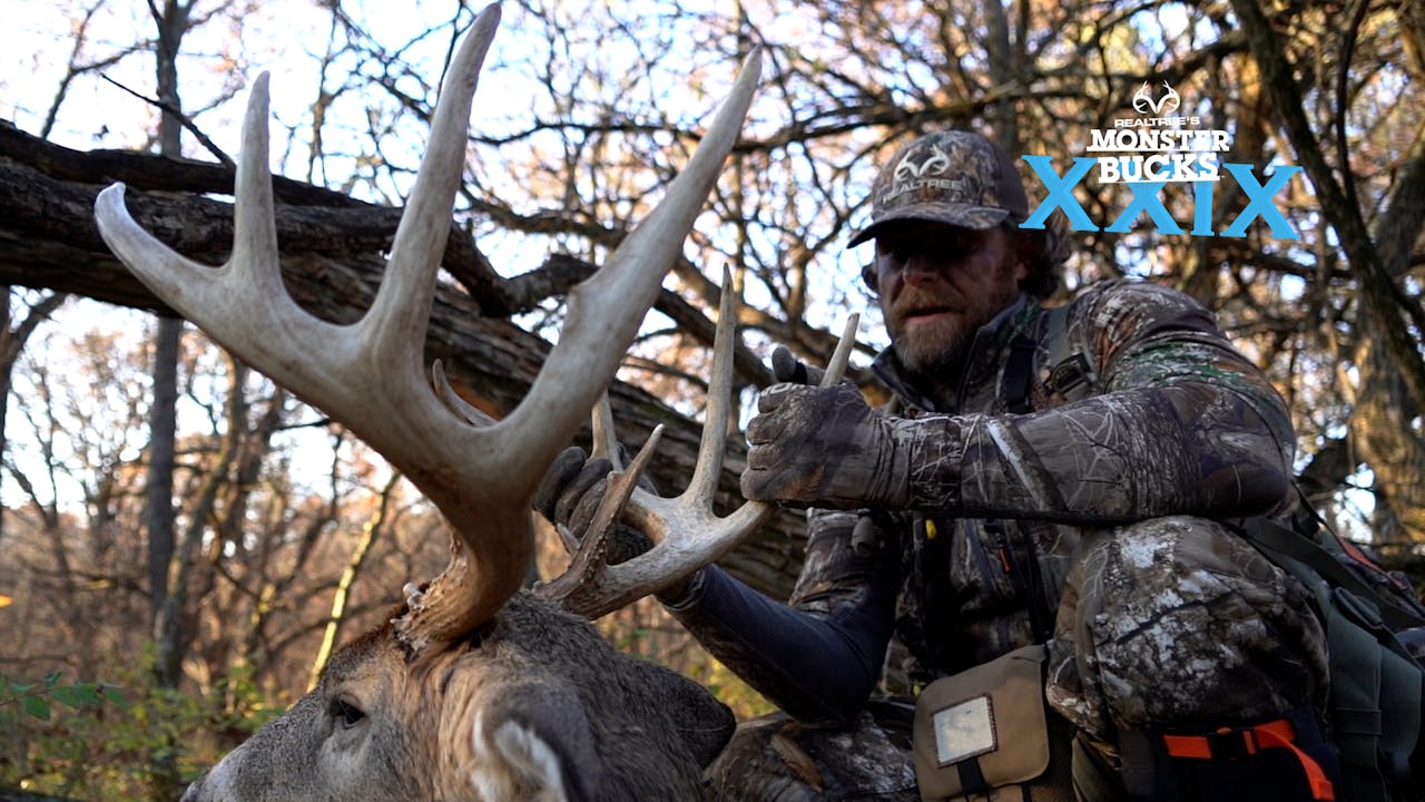 Matt Duff's Iowa Giant Buck | Monster Bucks 2021 - Monster Bucks XXIX ...