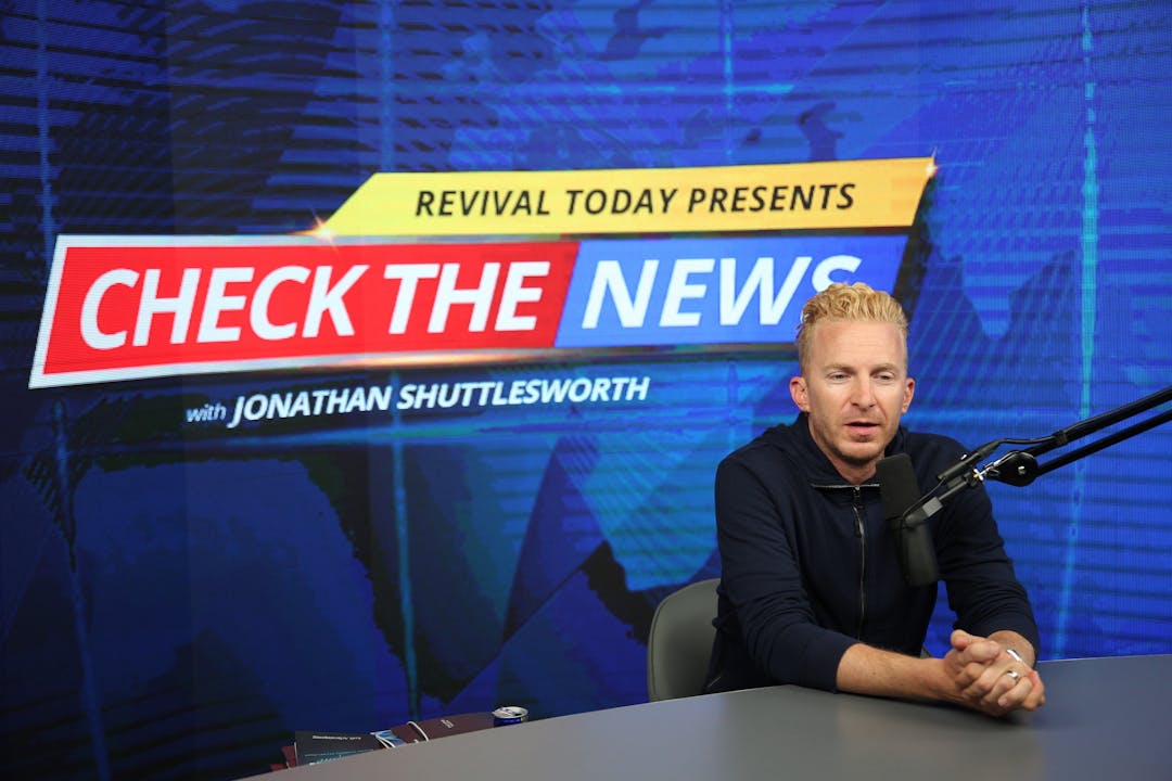 09.09 Real Life Superhero Dr. Kelly Victory joins Jonathan for a Great ...