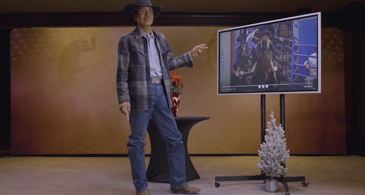 The Replay: 2022 NFR Round 4 Derrick Begay - RIDE TV