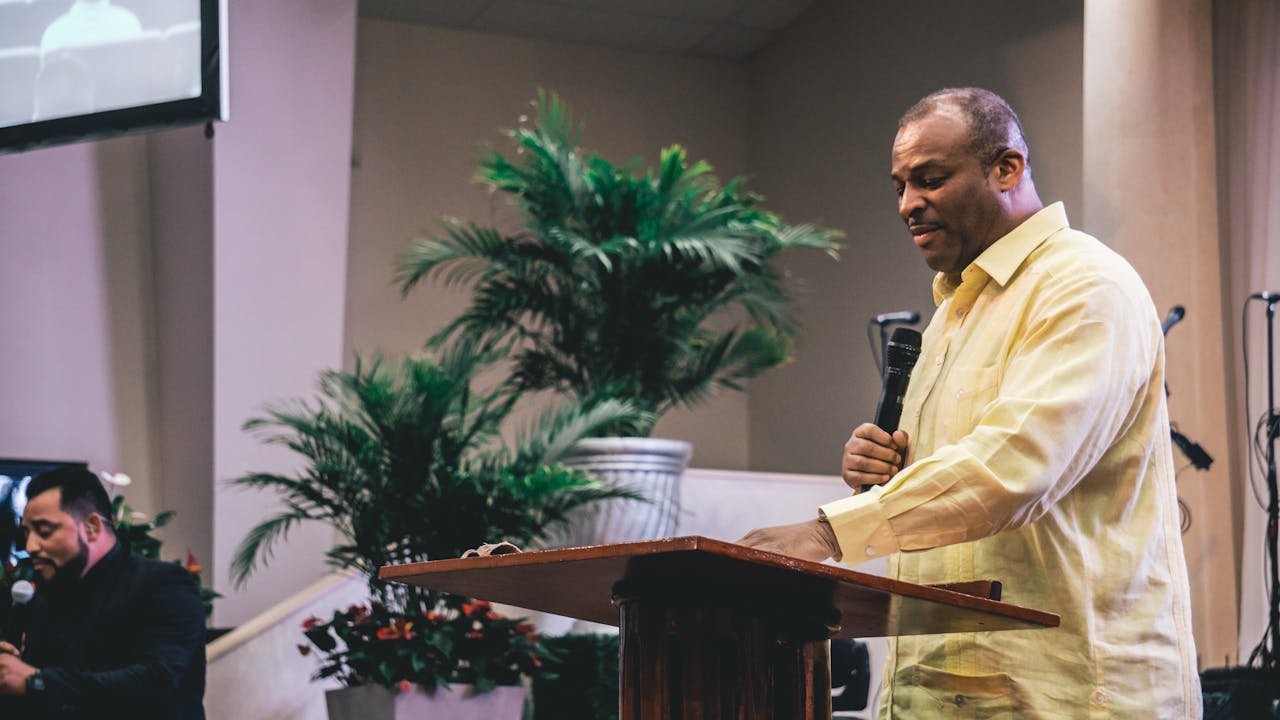 Dear Pastor / Querido Pastor - RMM TV