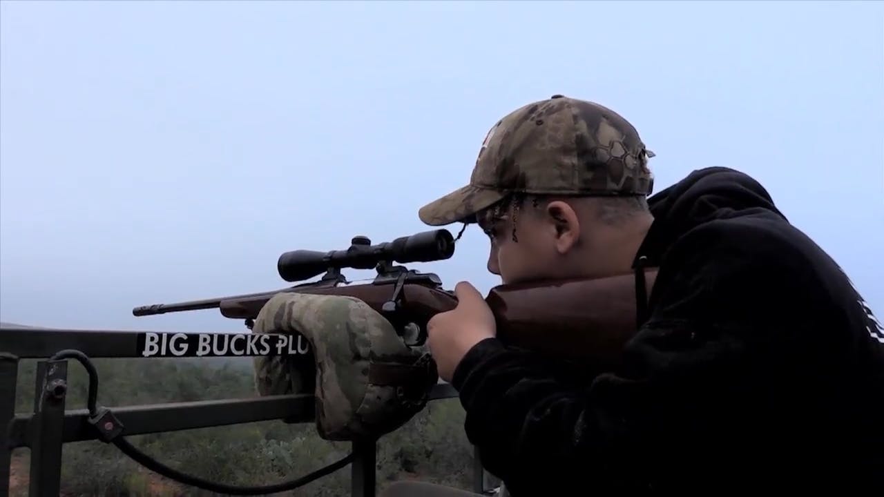 Justin Grayson's Mexico Buck* - Roger Raglin Streaming Channel