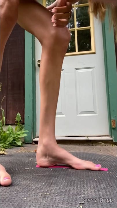 Savvy Measures Her Massive Feet With A 12 Inch Ruler Trailer Savvy Trapp