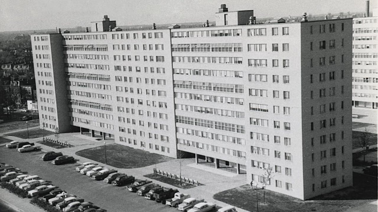 The Pruitt Igoe Myth An Urban History Shelter
