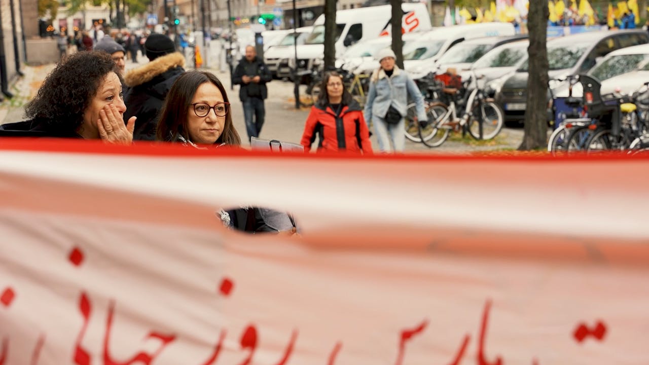 Vida: Love, Hope and Justice in Exile | TRAILER - Trailers - SIMA ACADEMY