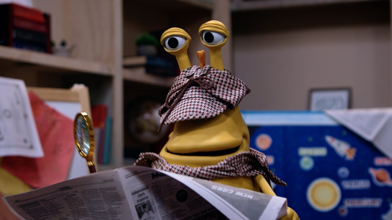 Under Where? - The Slugs & Bugs Show (Season 2) - The Slugs Bugs Show